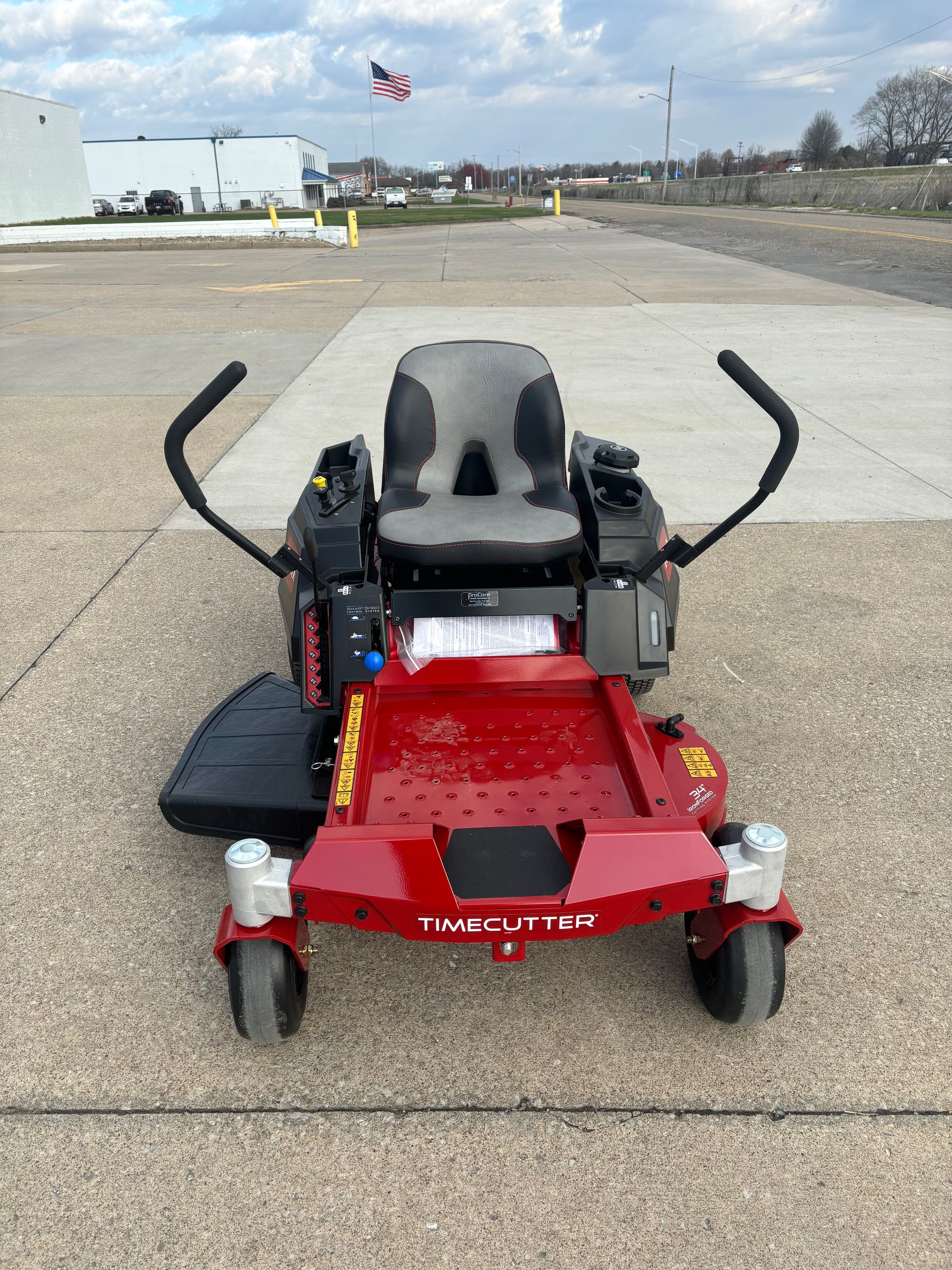 Toro 34" TimeCutter Zero Turn Mower – Procore Power Equipment
