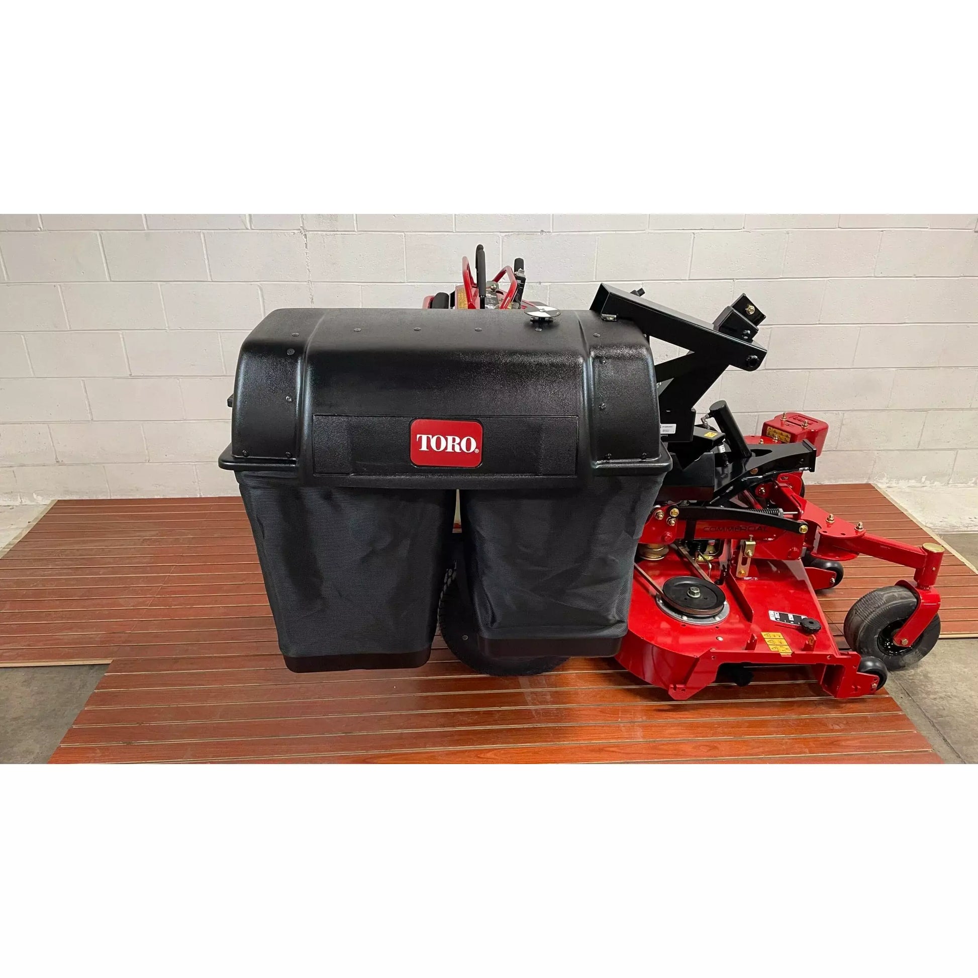 Toro Grandstand Soft Twin Bagger Kit (use with 78525,78526,78527 ...